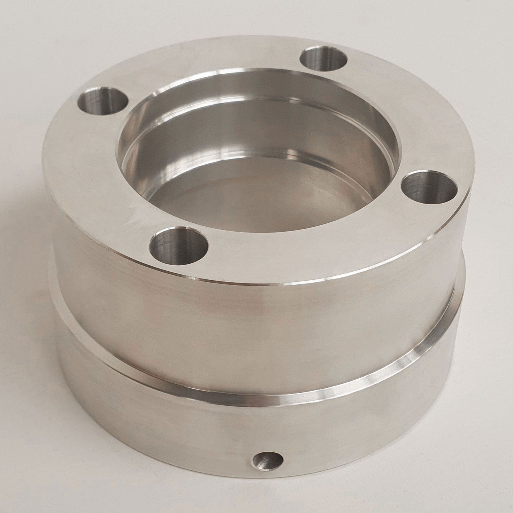 Fully Floating Rear Alloy Hub – C Bradley Motorsport