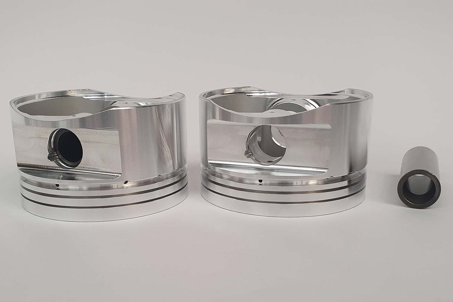 Pinto Slipper Piston Accralite 93mm (Set Of 4) – C Bradley Motorsport