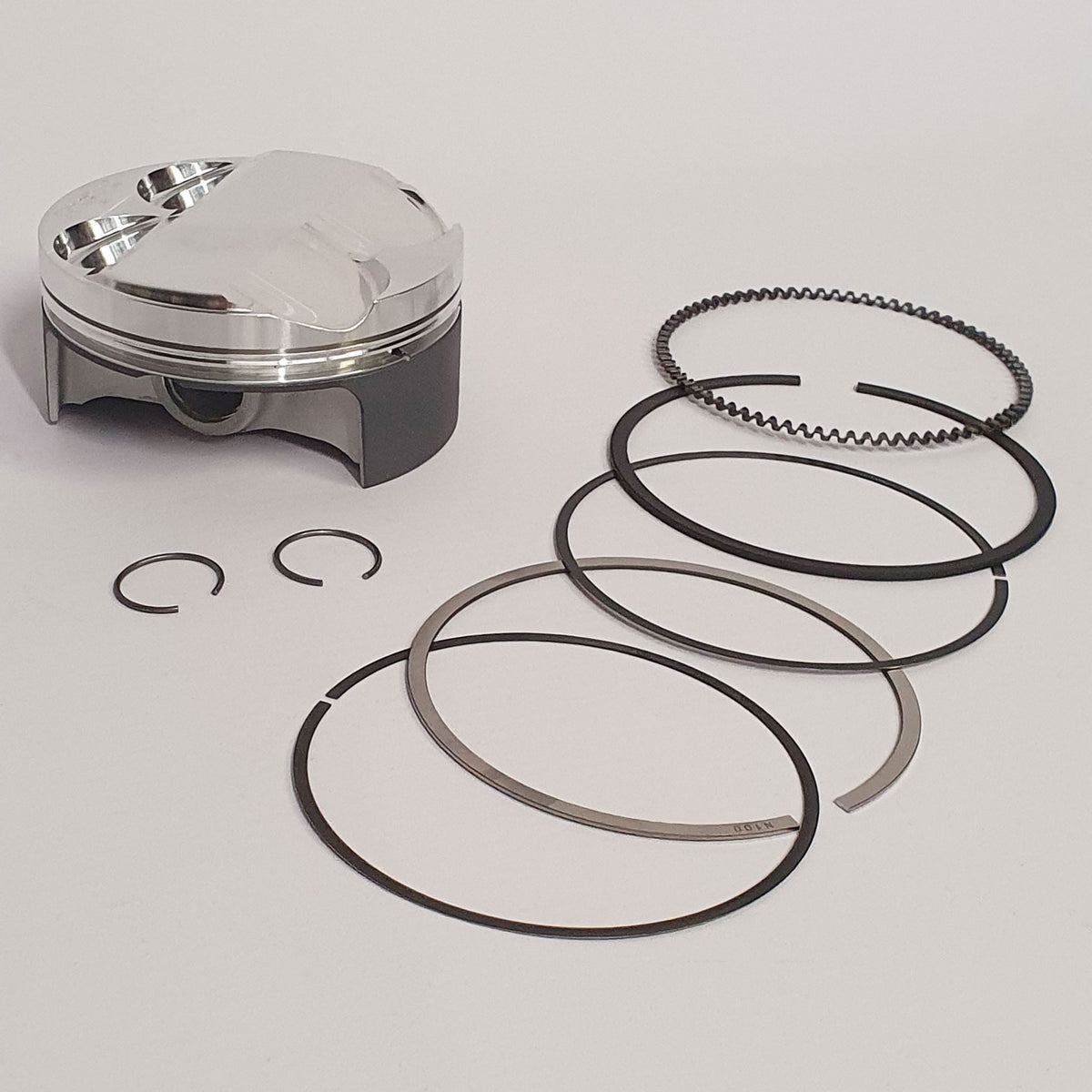 Omega 87mm Vauxhall 2.0 Slipper Pistons (18mm Pin) – C Bradley Motorsport