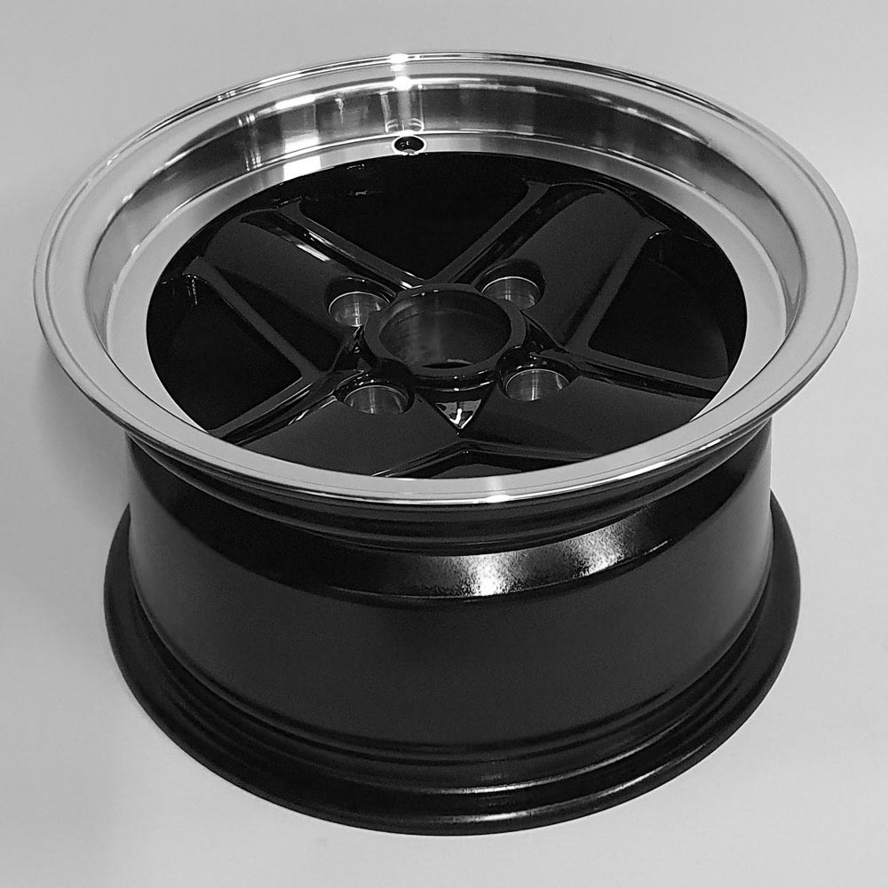 7.0x13" Revolution Road Wheel ET0 in Black & Chrome – C Bradley Motorsport